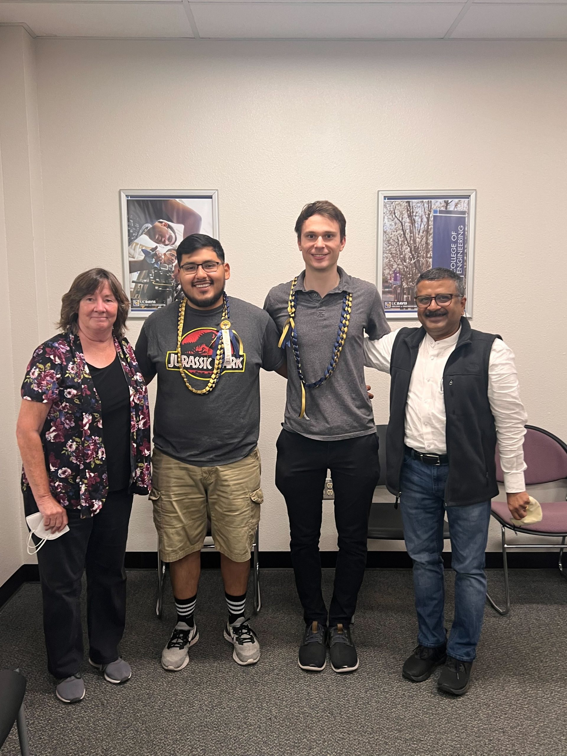 Brandon Pizarro and Patrick Negulescu Graduate! – McDonald/Nandi Lab
